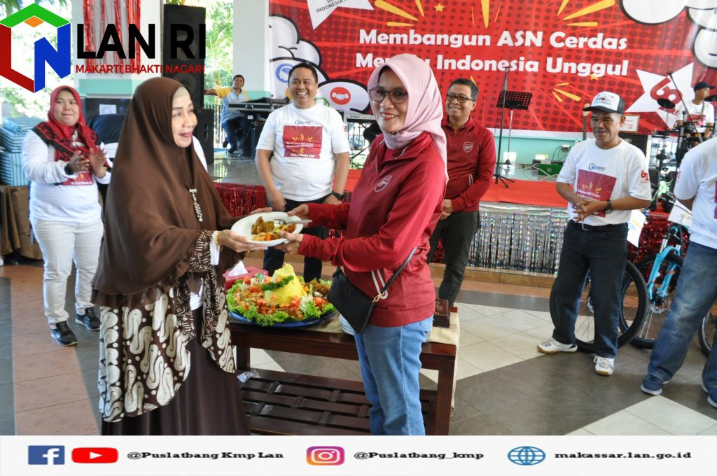 Perayaan HUT LAN RI ke 62 di Puslatbang KMP | Puslatbang KMP LAN